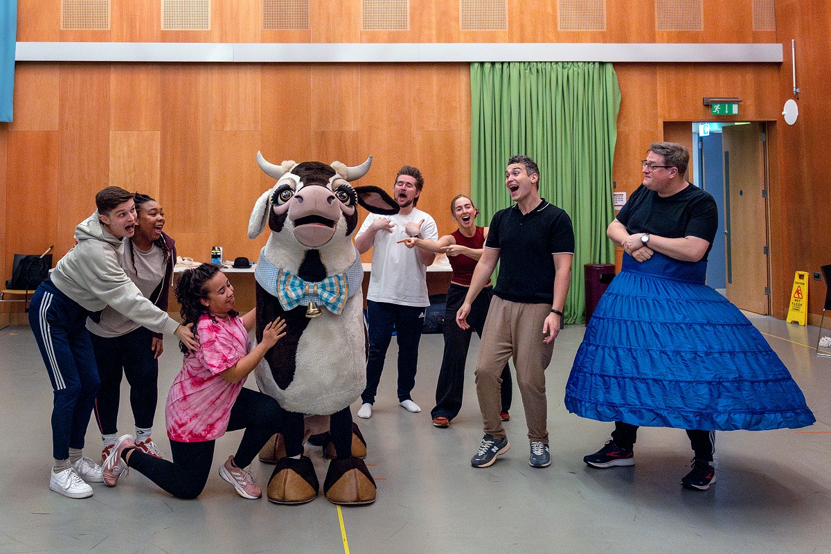 Rehearsals Begin for Doncaster’s GIANT Family Pantomime, Jack and the ...